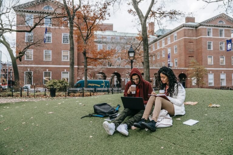 What Is a Liberal Arts College? Academic Benefits and Learning Model