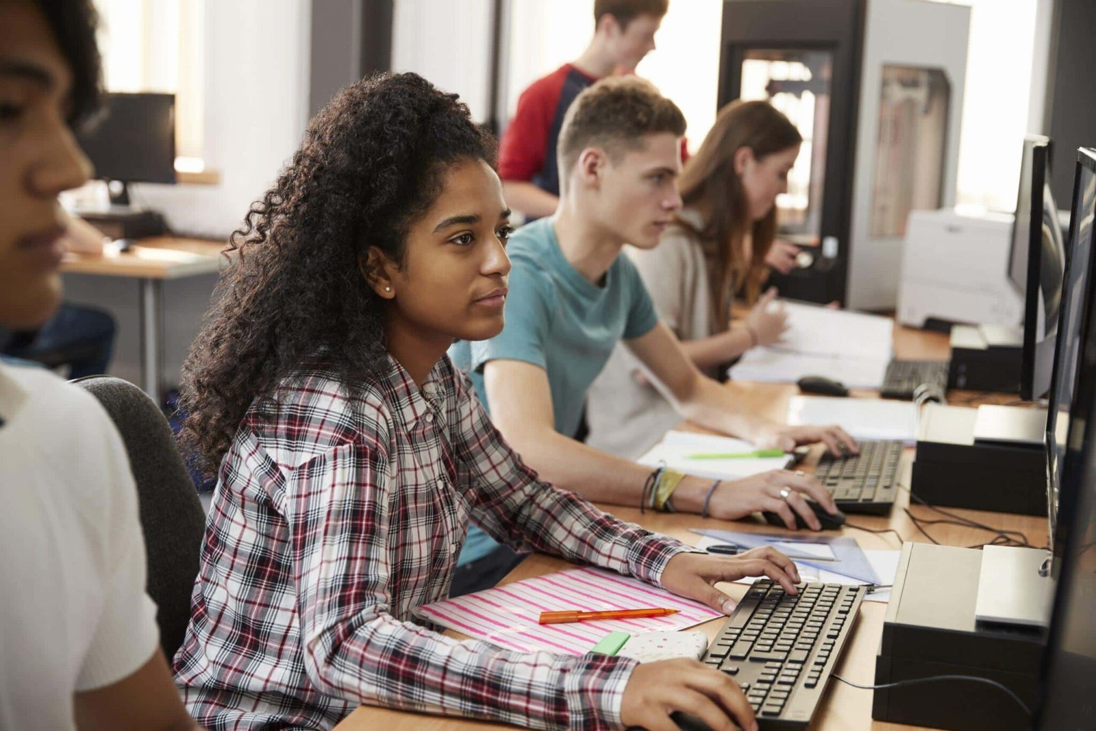 College vs University: What Is the Real Difference?